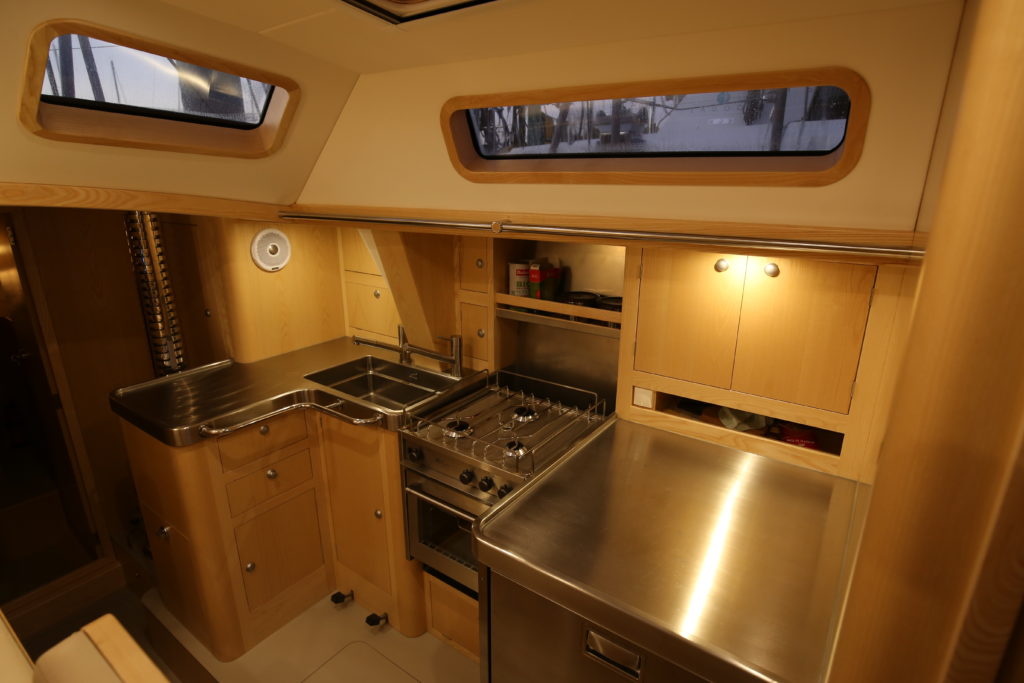 Boréal 47 : for the rear skirt fans | Boreal Yachts